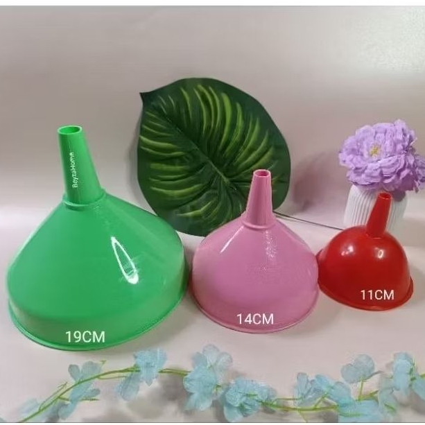 Jual Carat/Corong Minyak Plastik Berbagai Ukuran | Shopee Indonesia
