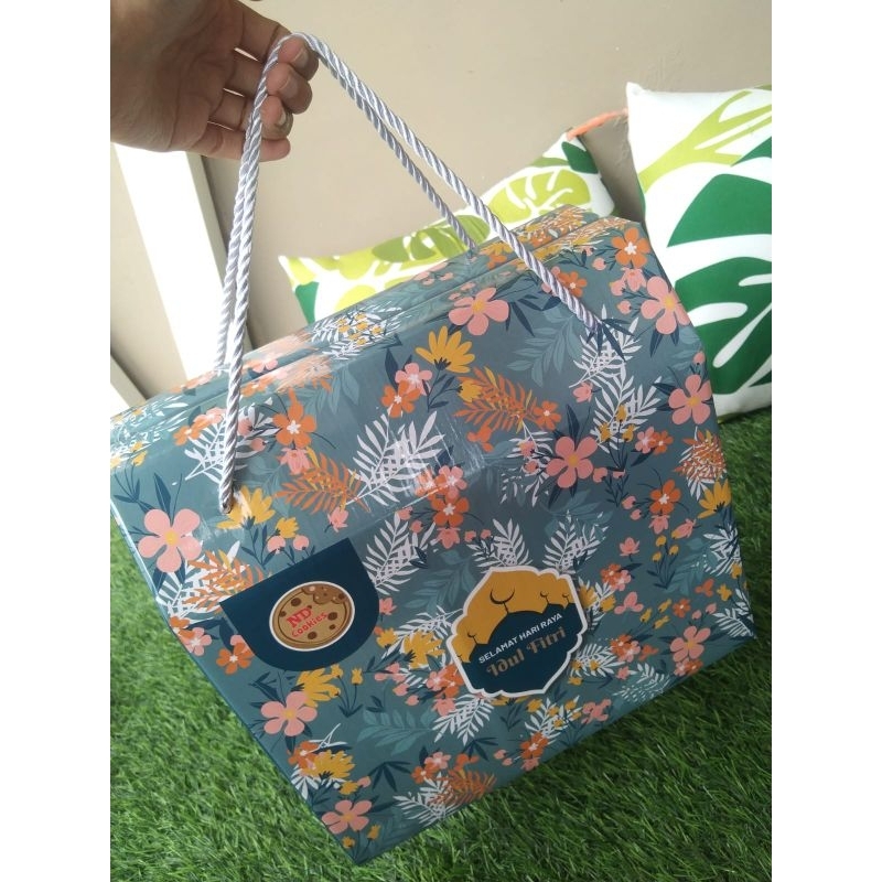 Jual Parsel kue lebaran (isi 6 toples) | Shopee Indonesia