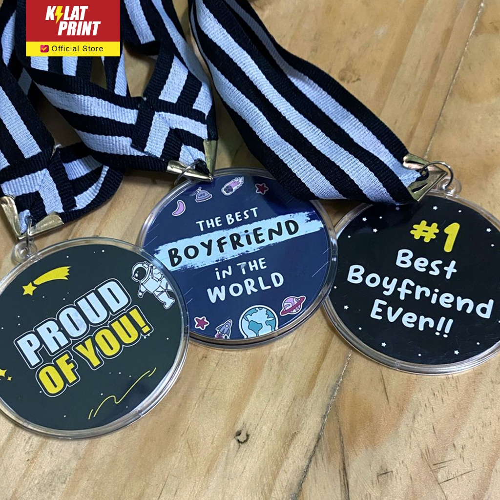 Jual Medali Custom Akrilik Hadiah Wisuda Ultah Kado Teks | Shopee Indonesia