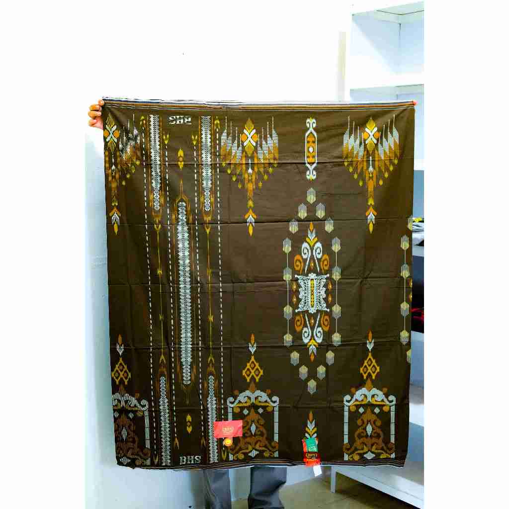 Jual SARUNG BHS INFINITY BATIK GOLD V32 EKD | Shopee Indonesia