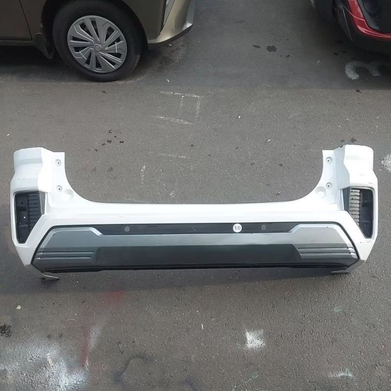 Jual Bumper Bemper Belakang Xpander Exceed 2021-2022 Original | Shopee ...