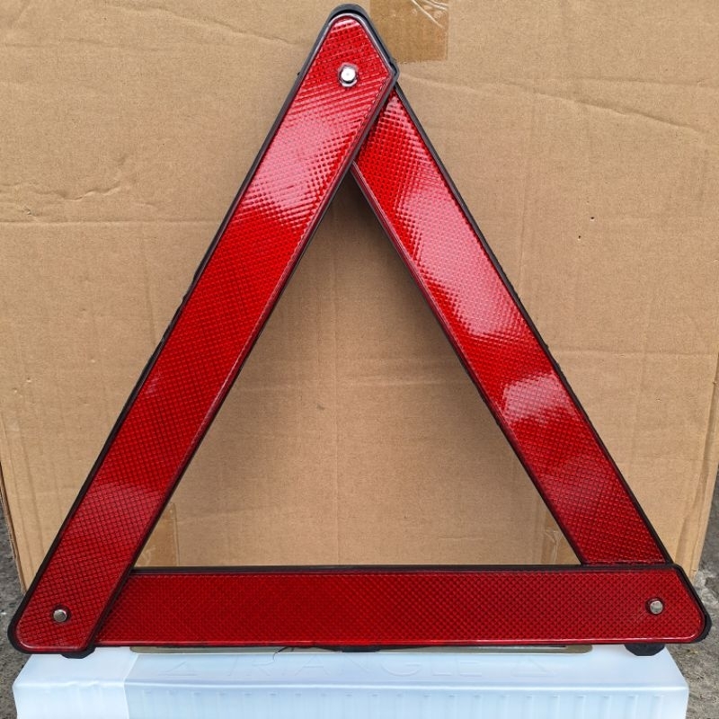 Jual SEGITIGA PENGAMAN MOBIL REFLEKTOR/RAMBU DARURAT/RAMBU SEGITIGA ...