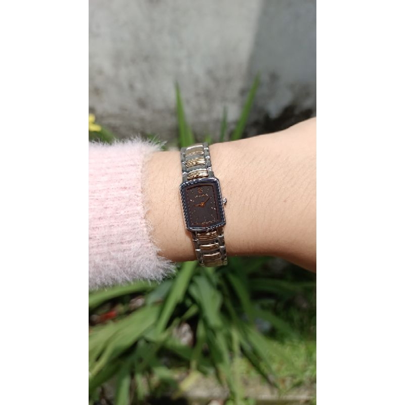 Jual Citizen Louis Feraud Rectangle Black Dial Women Watch | Shopee ...