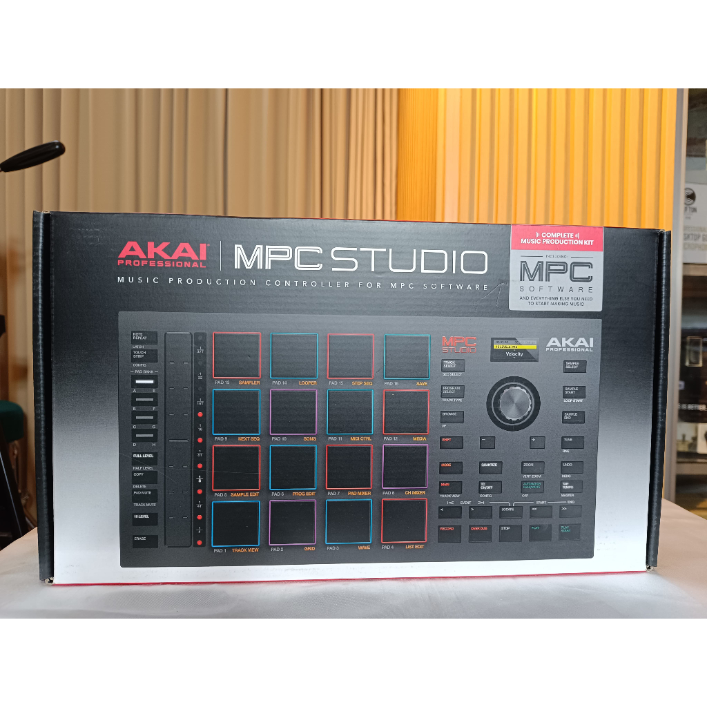 Jual Akai MPC Studio II Music Production, Pad Controller | Shopee Indonesia