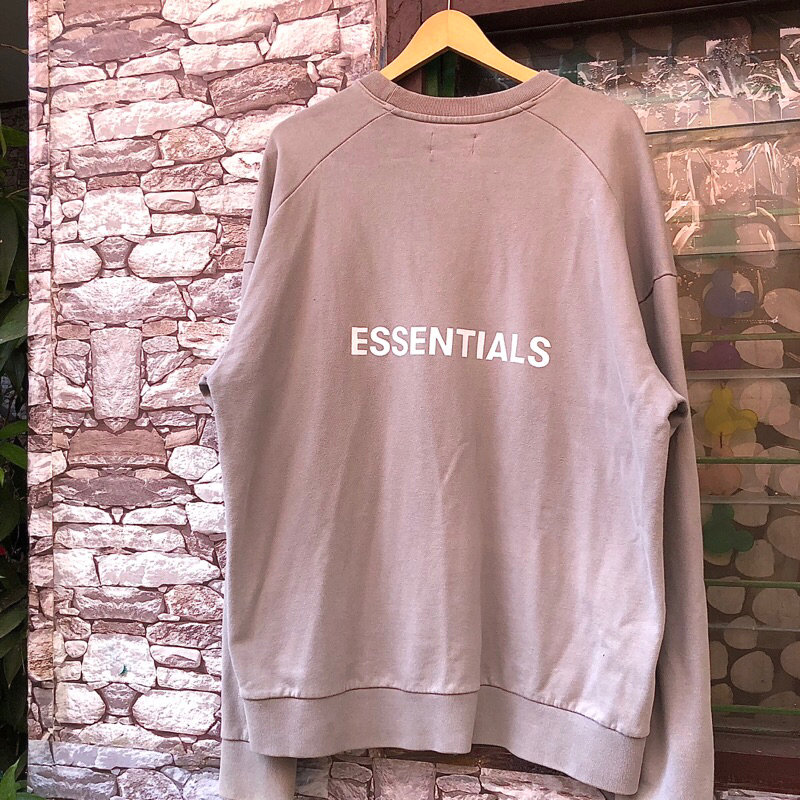 Jual Essentials Oversize | Shopee Indonesia