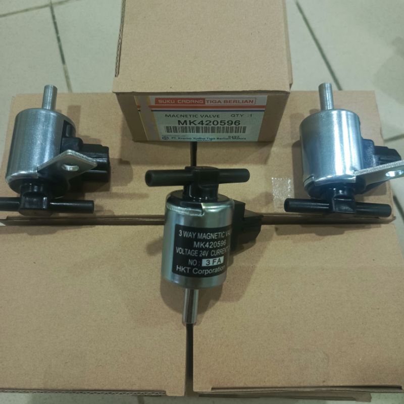 Jual MAGNETIK VALVE 3 WAY PEMBAGI MINYAK REM PS125 CANTER MK420596 ...