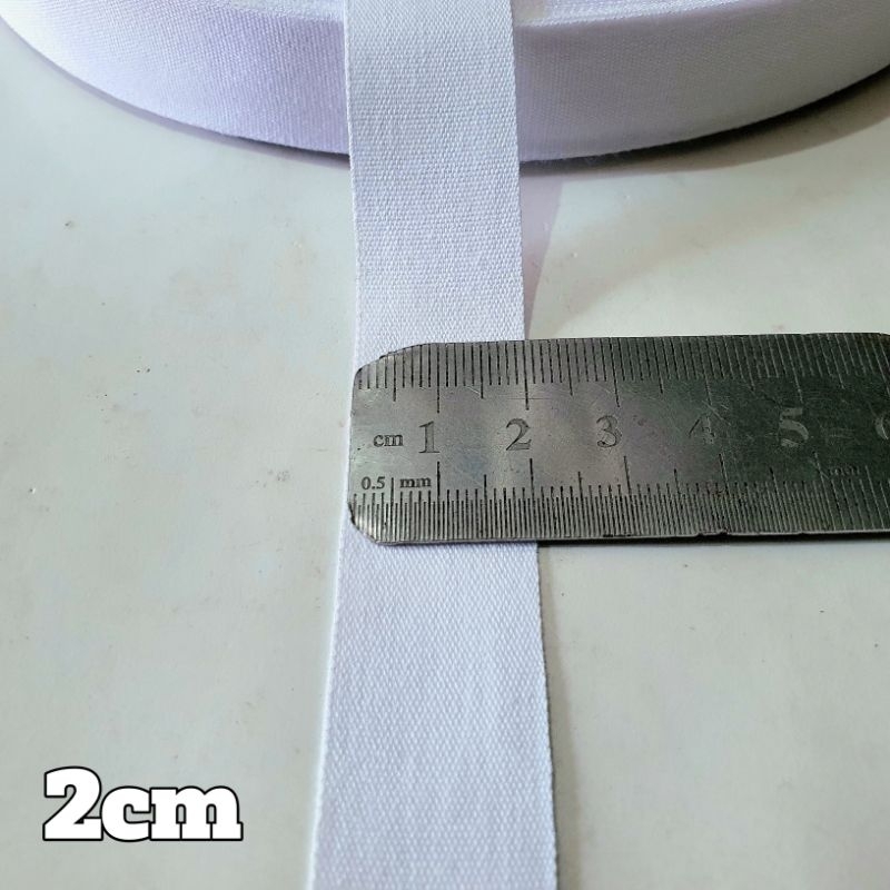 Jual pita label 2cm warna putih 90% katun 1rol isi 300yard | Shopee ...