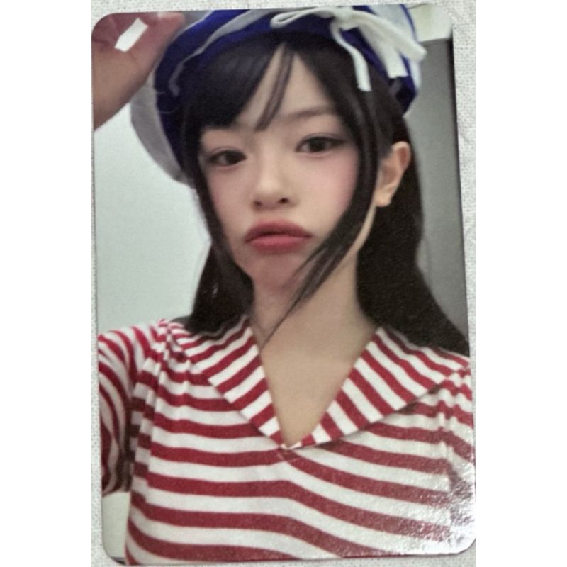 Jual PHOTOCARD OFFICIAL HANNI SG25 | Shopee Indonesia