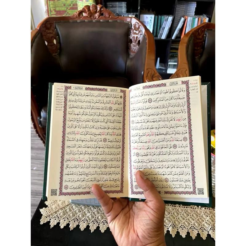 Jual Al Quran Usmani import 15 Baris ukuran 20 cm x 15 cm | Shopee ...