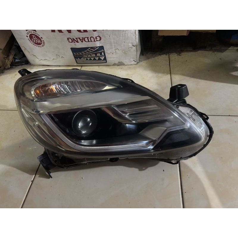 Jual headlamp honda brio mobilio rs 2015 2016 kanan | Shopee Indonesia