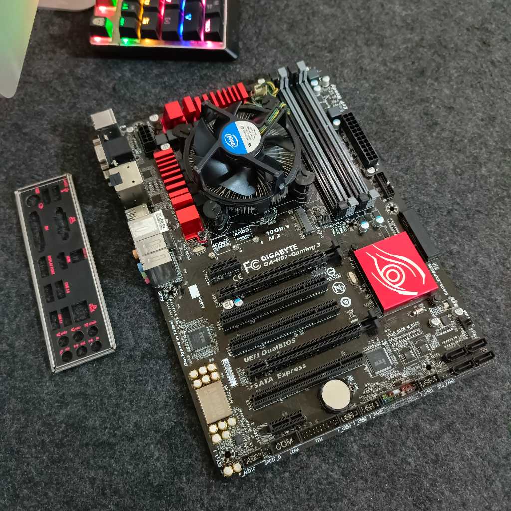 Jual PAKET CPU DAN MOTHERBOARD GAMING INTEL LGA 1150 GEN 4 DDR3 ...