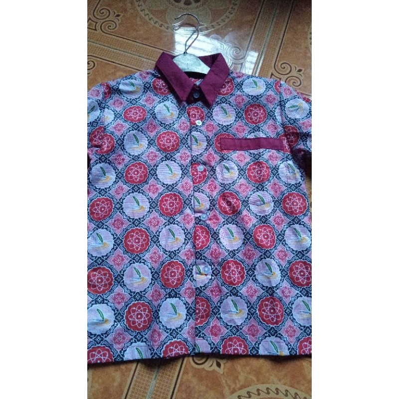 Jual Kain Batik sekolah JSIT merah untuk SD sekolah dasar | Shopee ...