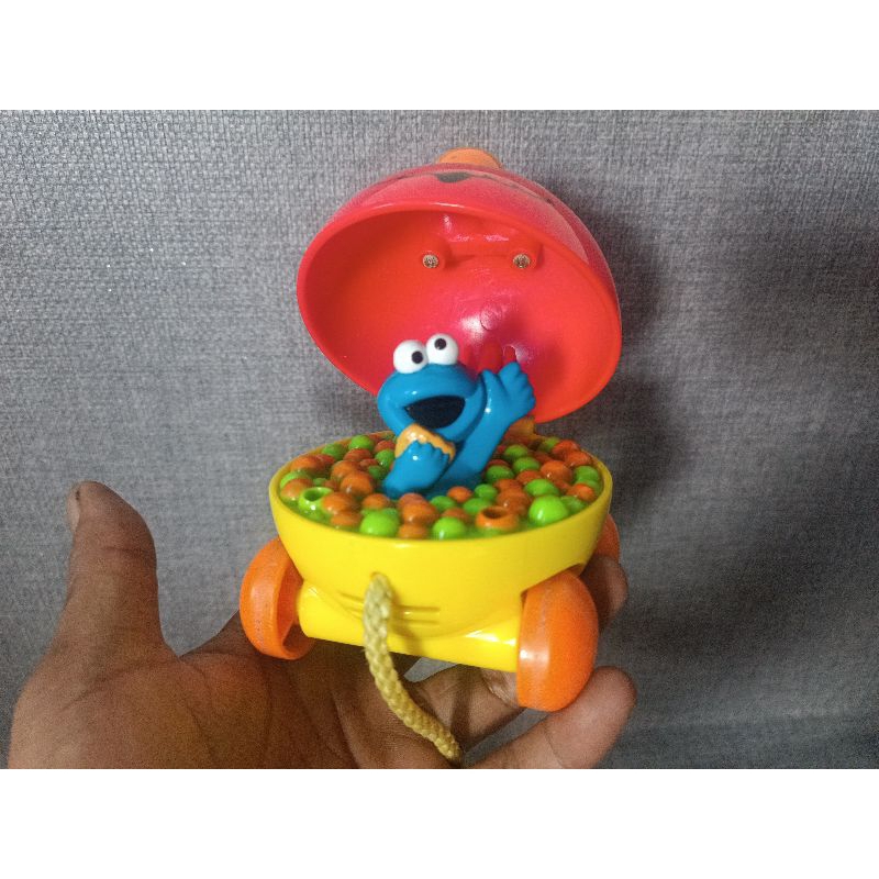 Jual Sesame Street Elmo And Cookie Monster Talking Pull-Along Rolling ...