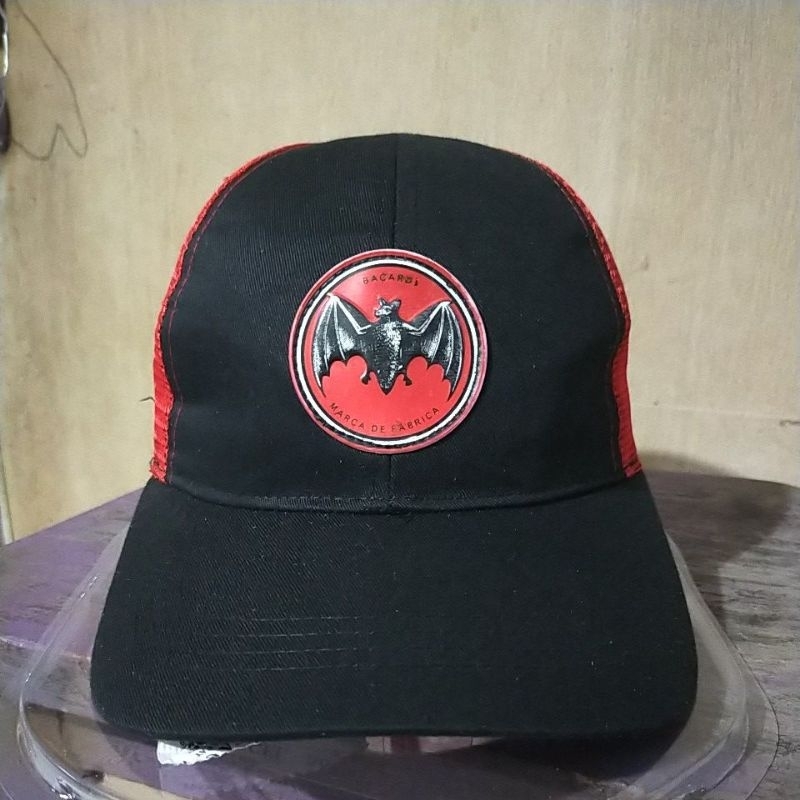 Jual topi bacardi trucker,brand wine,used,official tag | Shopee Indonesia