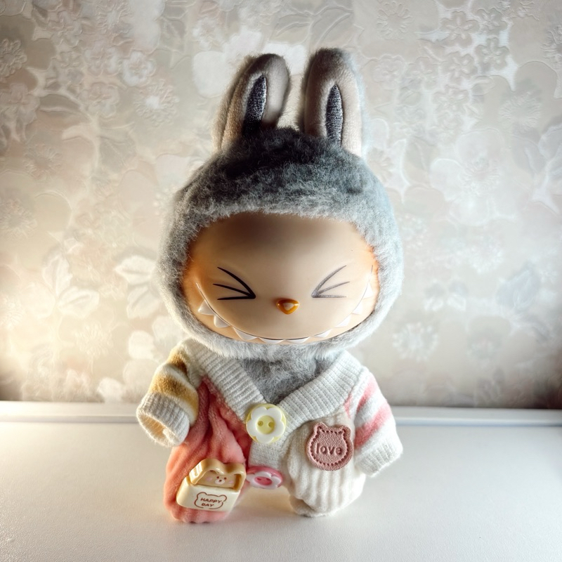 Jual Labubu v2 - With Clothes | Shopee Indonesia