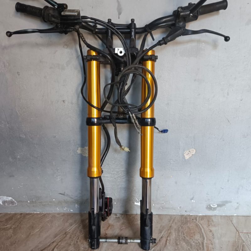 Jual USD / Upside-down / Shock Depan Xabre MT15 Original Copotan ...