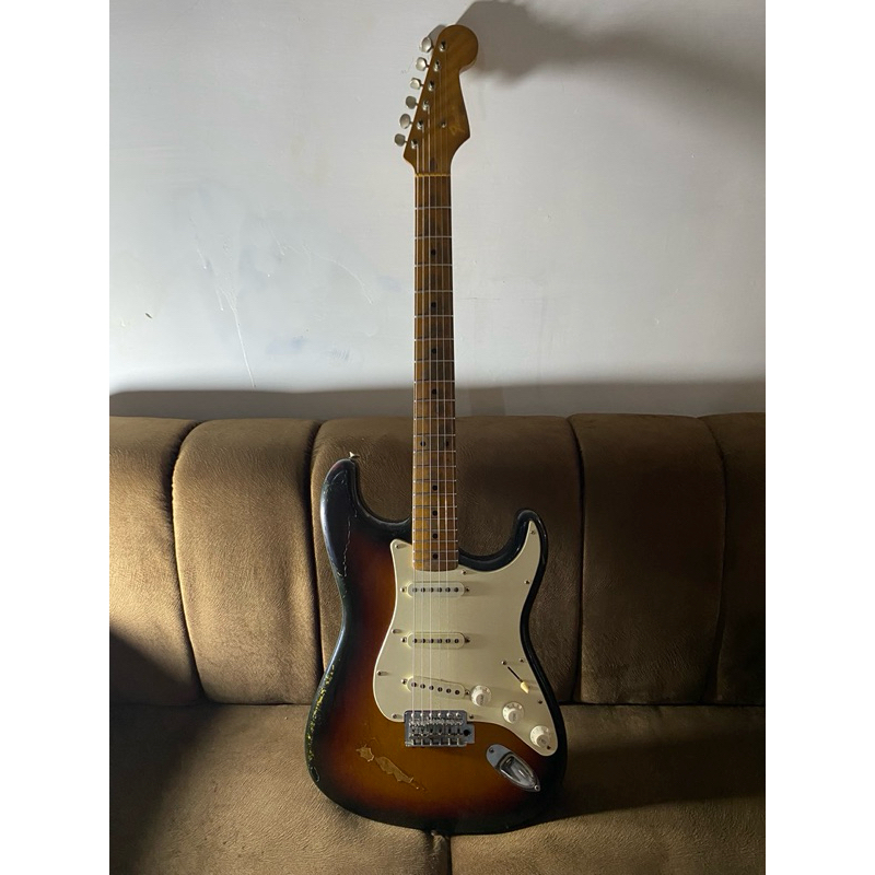 Jual Fender Stratocaster ST 57 Made In Japan Tahun 90 | Shopee Indonesia