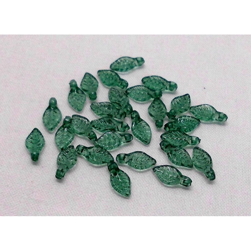 Jual 50pcs manik daun mini 8mm akirilik bahan kerajinan tangan | Shopee ...