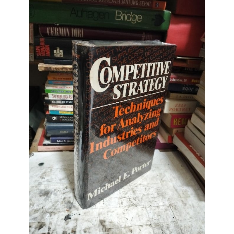 Jual Buku Import COMPETITIVE STRATEGY by Michael E Porter | Shopee ...