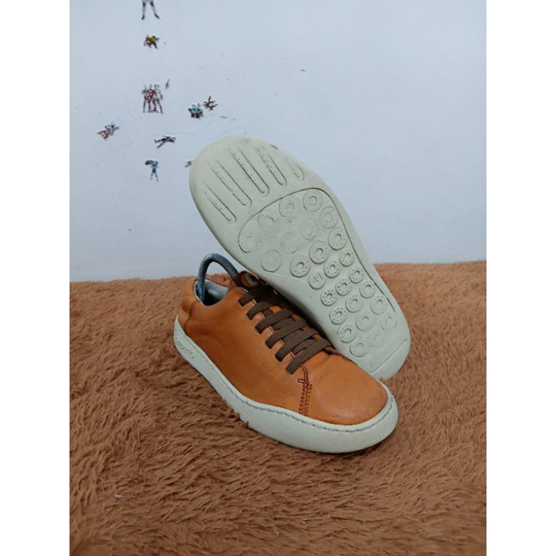 Jual Sepatu Camper casual sneaker low | Shopee Indonesia