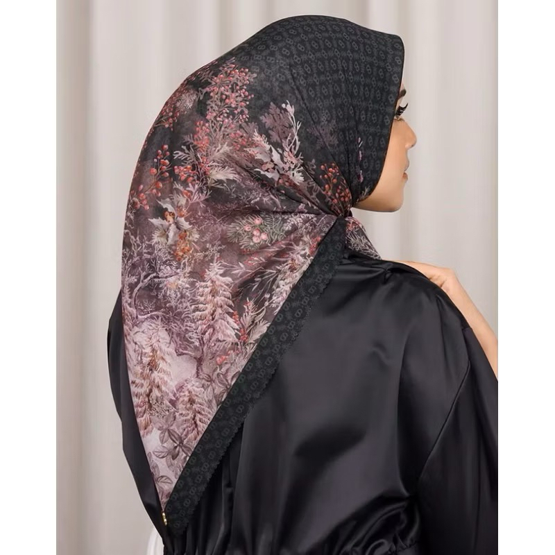 Jual NEW RARE Buttonscarves holiday deep blue black frozen ederra dubai ...