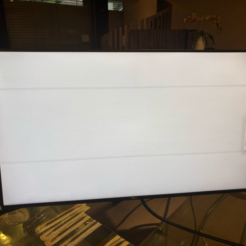 Jual Dell monitor 24 inch U2421HE kondisi 90% minus di port USB C ...