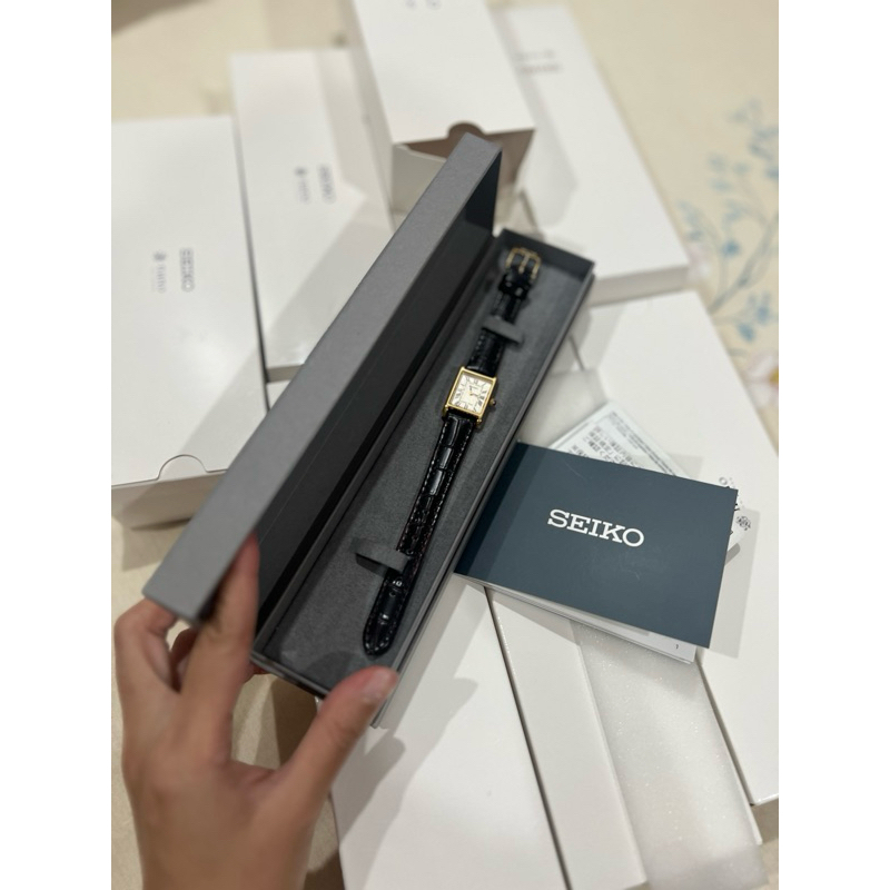 Jual (READY) Seiko Nano Universe SSEH002 (Dark Brown) dan SSEH001 (Hitam) | Shopee Indonesia