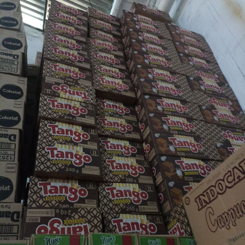 Jual Wafer Tango Kaleng 240gr, isi 6 kaleng | Shopee Indonesia