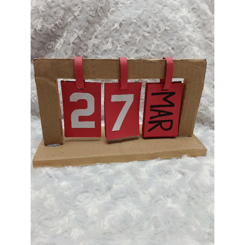 Jual Tugas Prakarya daur ulang kardus (KALENDER) | Shopee Indonesia