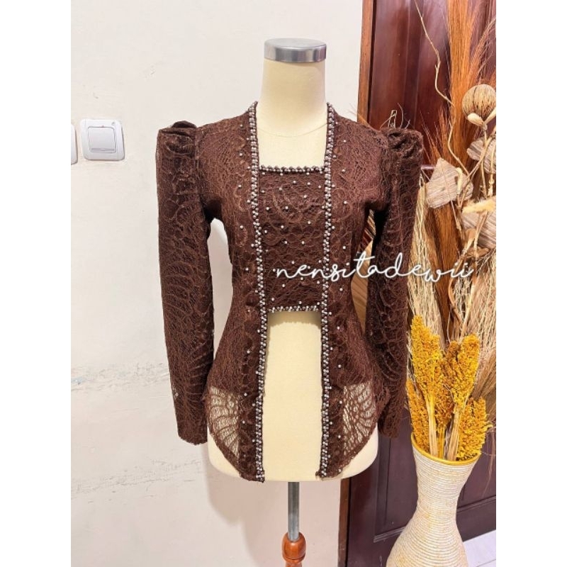 Jual [FS6] Kebaya Kutubaru Puffy Furing, Narelle - Kebaya Wisuda ...