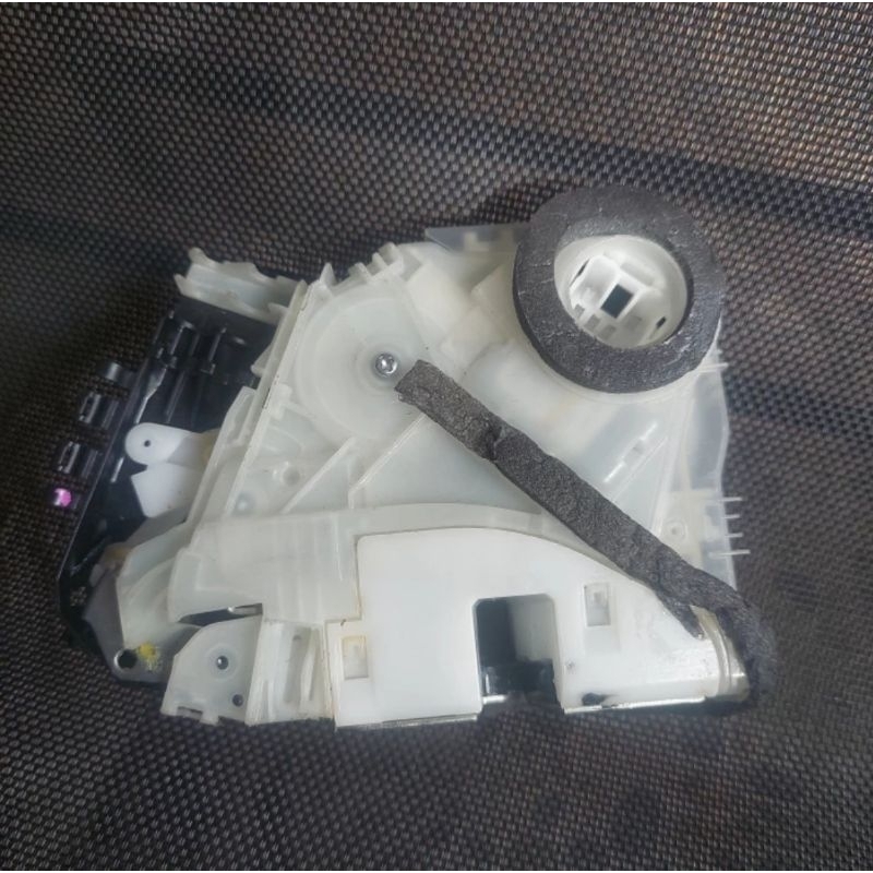 Jual Door Lock Pintu Depan Toyota Veloz Avanza Xenia 2021 2022 Original ...