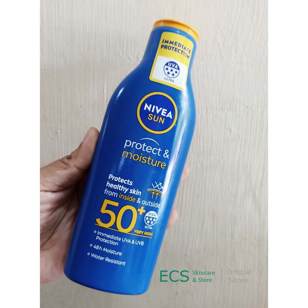 Jual Sunblock NIVEA SUN Protect & Moisture SPF50+ SPF30 Water Resistant ...