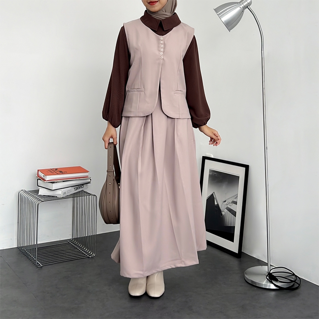 Jual GRADE (B) YEPPUOUTFIT - Jiwon Oneset | Setelan Vest dan Rok Bahan ...