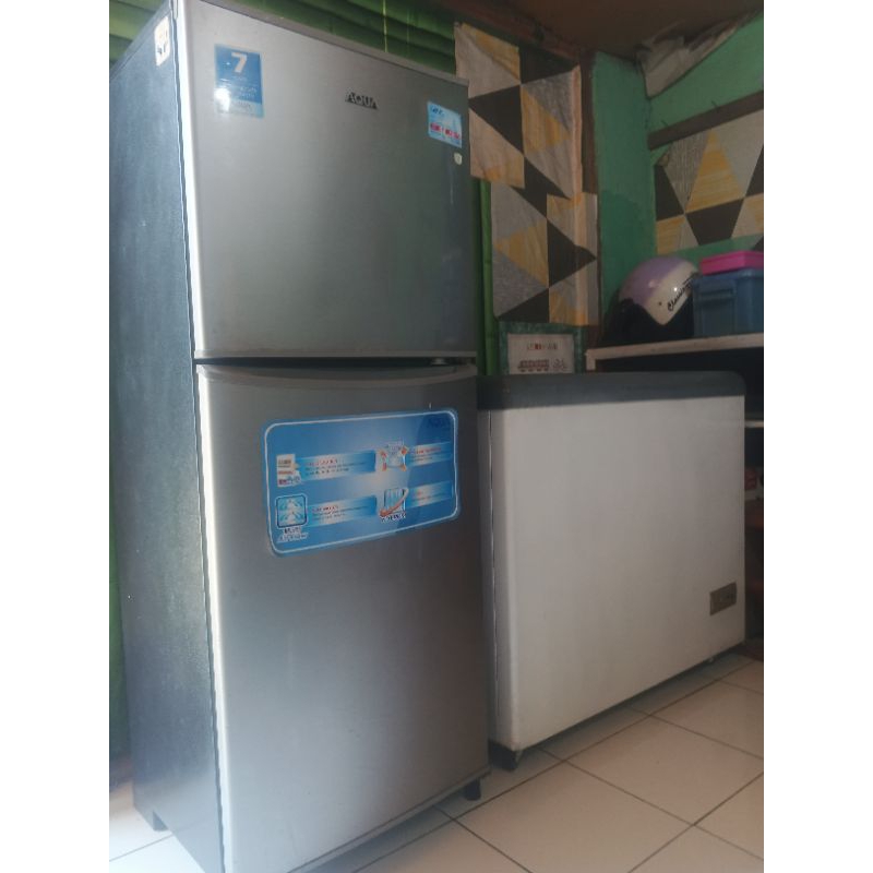 Jual Kulkas 2 pintu merk aqua second kondisi sempurna | Shopee Indonesia