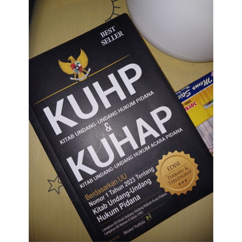 Jual Peloved Buku KUHP & KUHAP | Shopee Indonesia