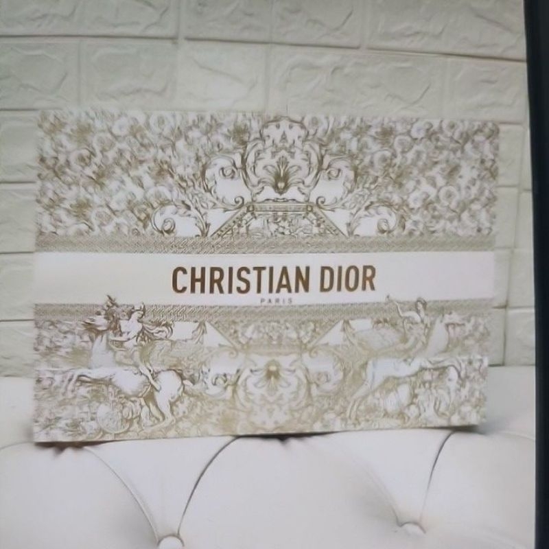 Jual Paper Bag Christian Dior ORI Big Size 48x13x23,5cm(2 Pcs) | Shopee ...