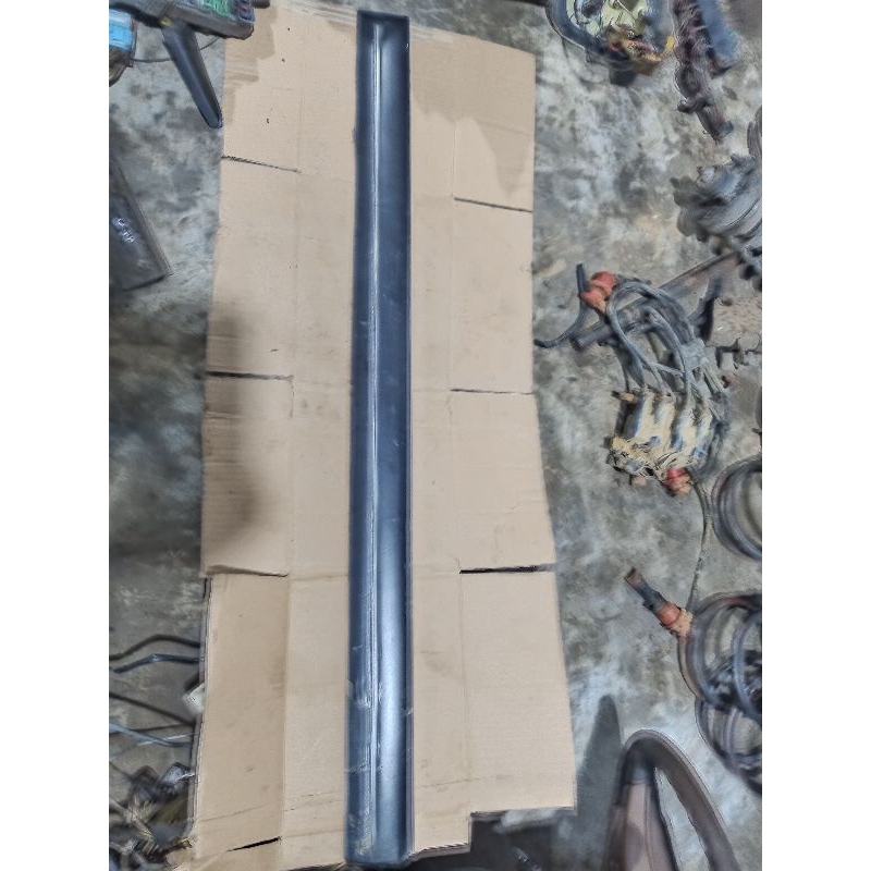 Jual list body mitsubishi lancer dangan(depan kanan) | Shopee Indonesia