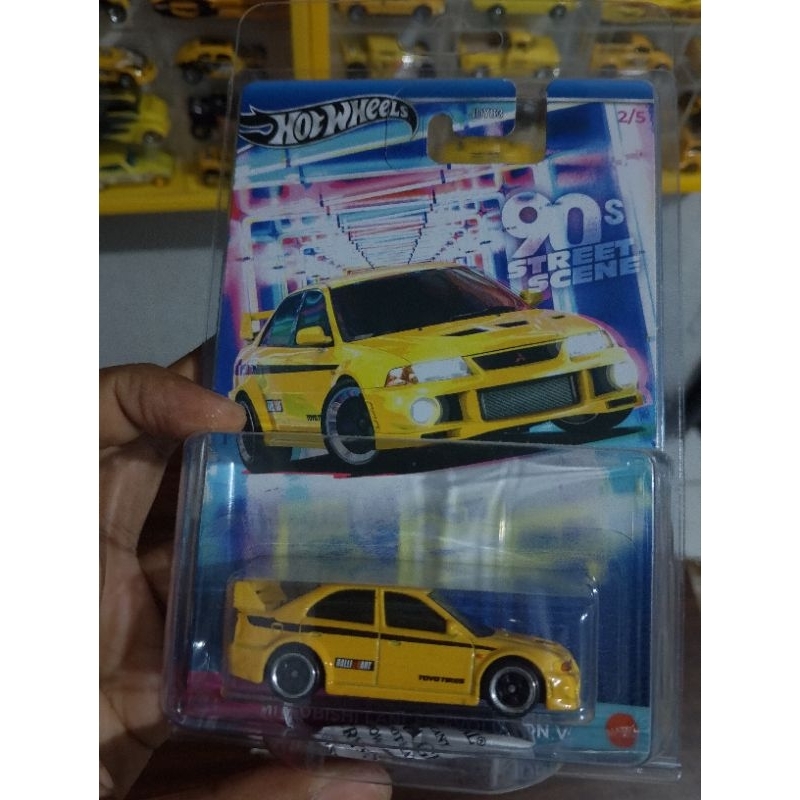 Jual Hotwheels Mitsubitshi Lancer Evo Kuning - 90' Street Scene Series ...
