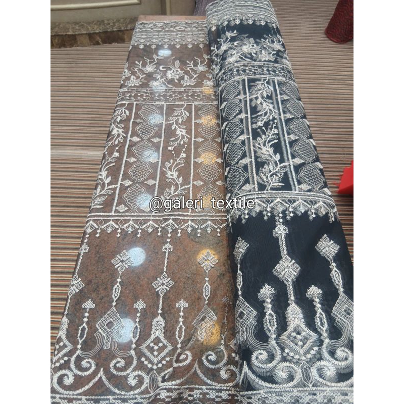 Jual Kain Tile Etnik spesial warna hitam bordir silver dan nude bordir ...