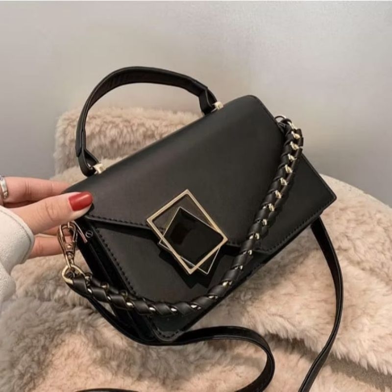 Jual Cikstoree - Tas Selempang Slempang Sling Bag Premium Wanita - Tas Kondangan Pesta Rantai ...