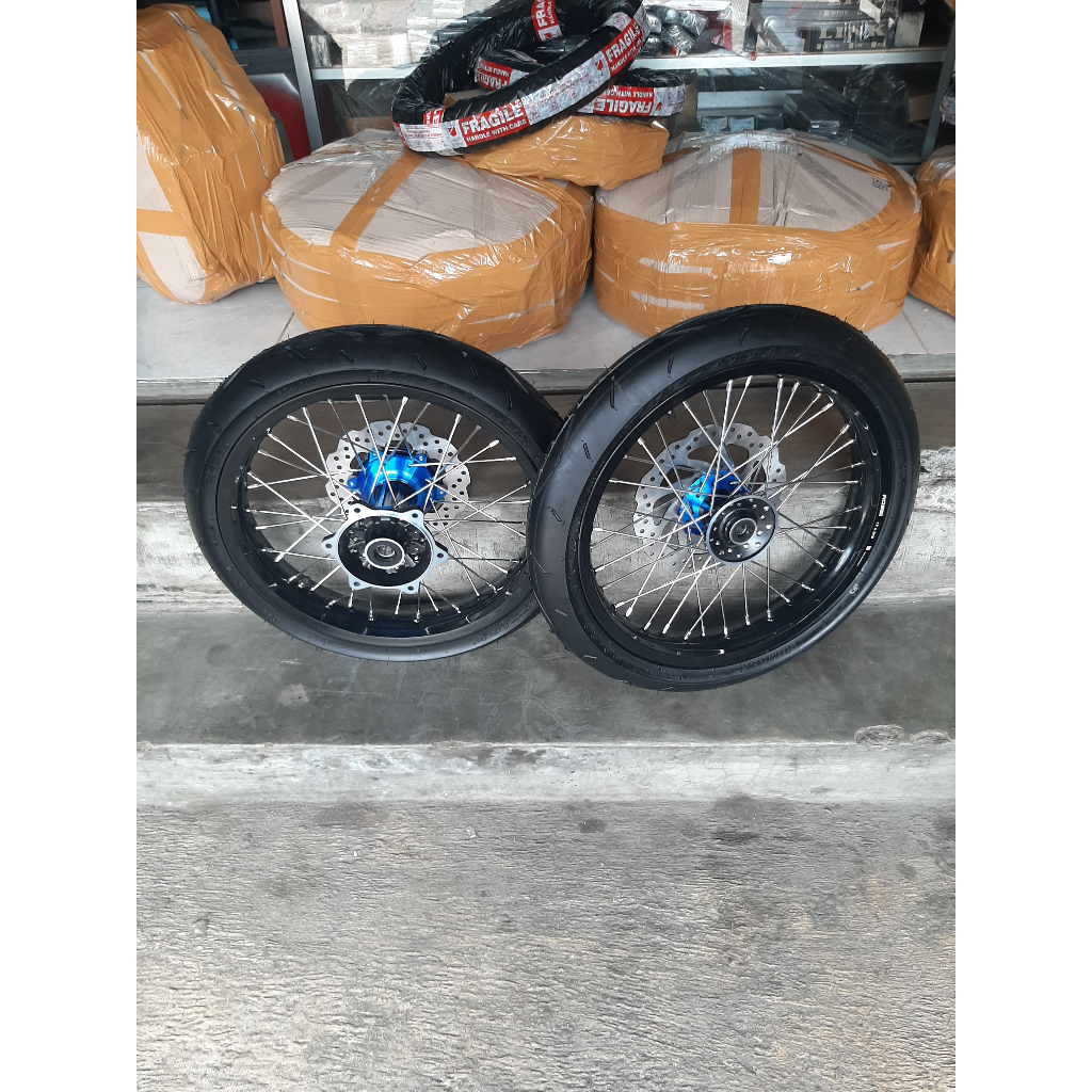 Jual Roda Surex Yamaha WR 215/250 Ban Primax Baru Ring 17 Bonus ...