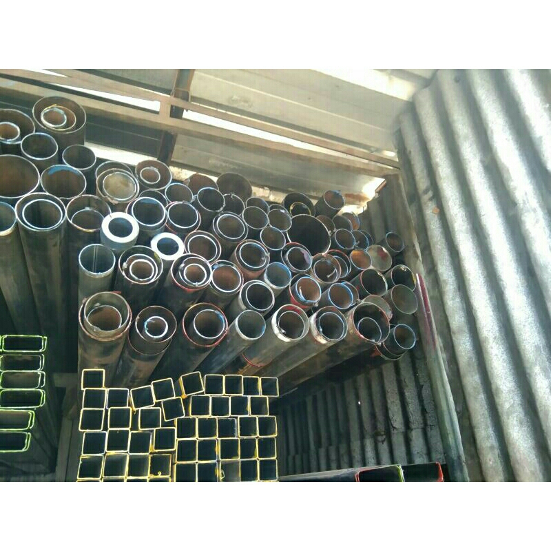 Jual Besi Hollow Hitam 16 x 36 / Besi Hollo Galvanis 1,6 x 3,6 | Shopee ...