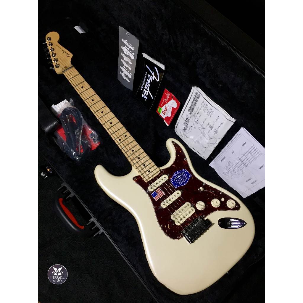 Jual 2013 FENDER AMERICAN DELUXE HSS with S1 SWITCH STRATOCASTER MADE ...