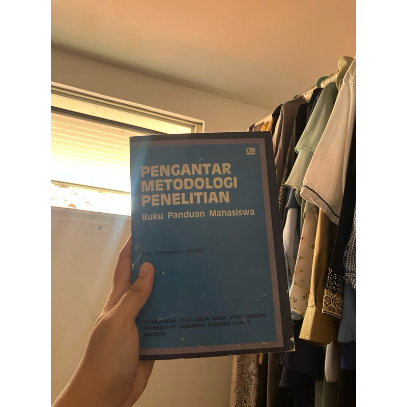Jual Buku Pengantar Metodologi Penelitian | Shopee Indonesia
