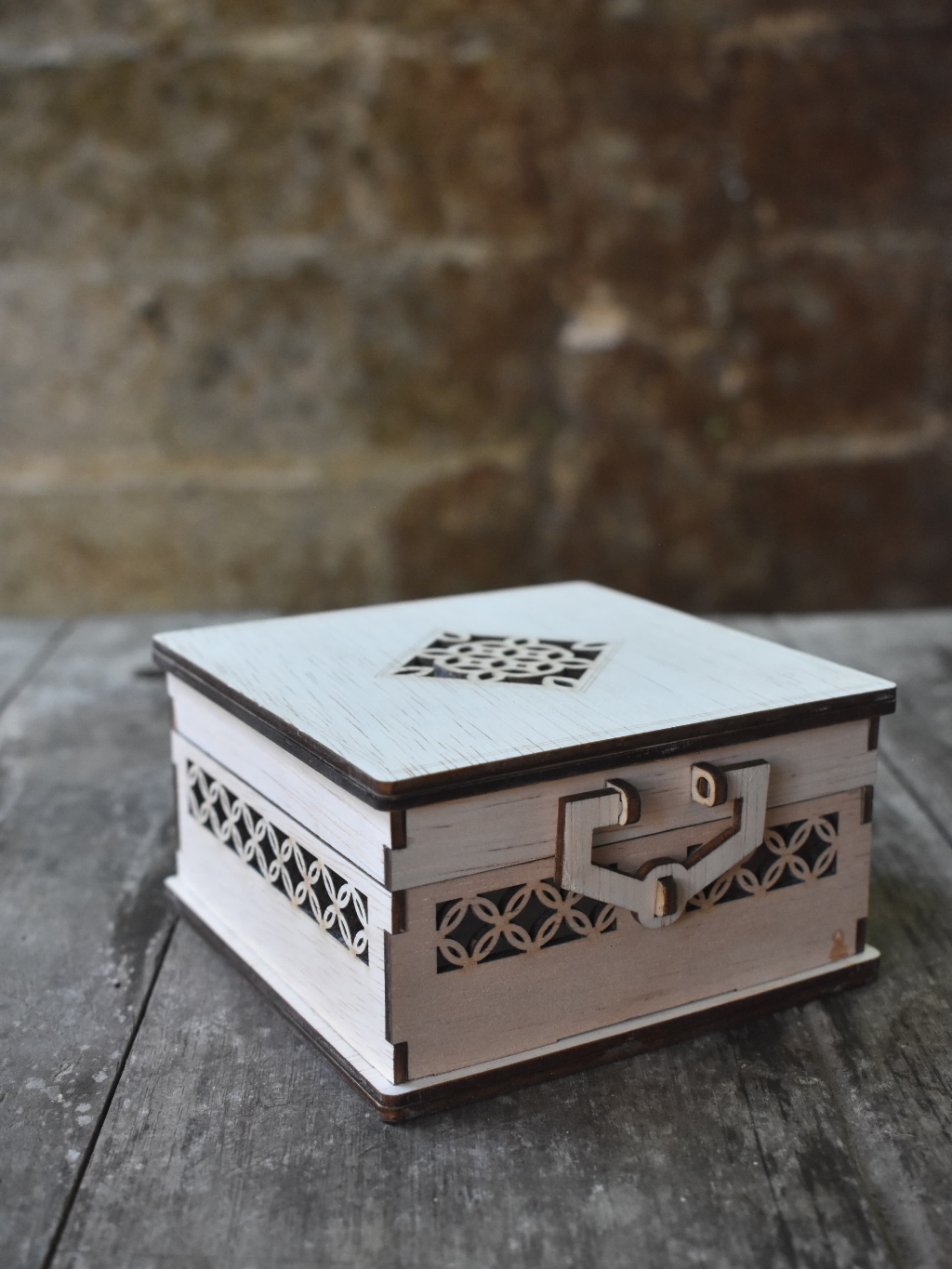 Jual B020. Box Kayu Ukiran Klasik cocok untuk packaging, tempat ...