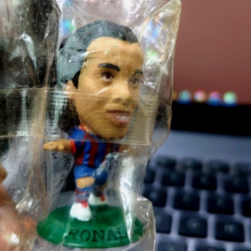 Jual Action Figure Microstars Ori Ronaldinho FC Barcelona | Shopee ...