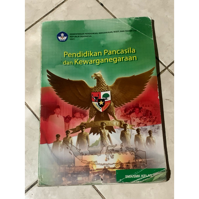 Jual Buku Paket Pendidikan Pancasila dan Kewarganegaraan SMA/SMK Kelas X | Shopee Indonesia