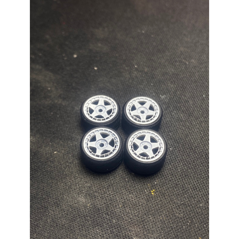 Jual velg ban hotwheels custom 1:64 fifteen52 | Shopee Indonesia