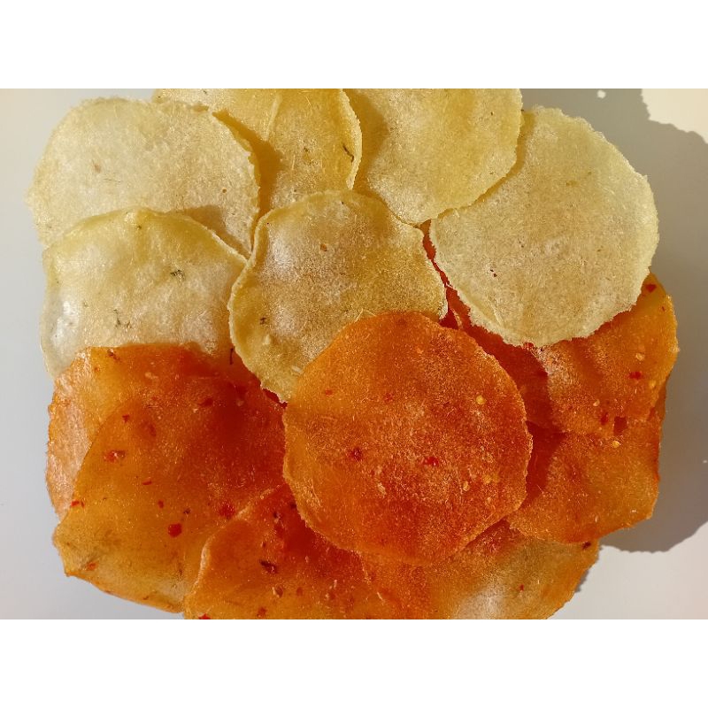 Jual Kerupuk opak lempeng singkong pedas dan gurih 500gram | Shopee ...