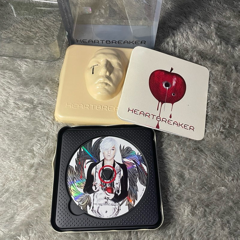 Jual GDRAGON HEARTBREAKER OFFICIAL LIMITED EDITION ALBUM - First solo ...